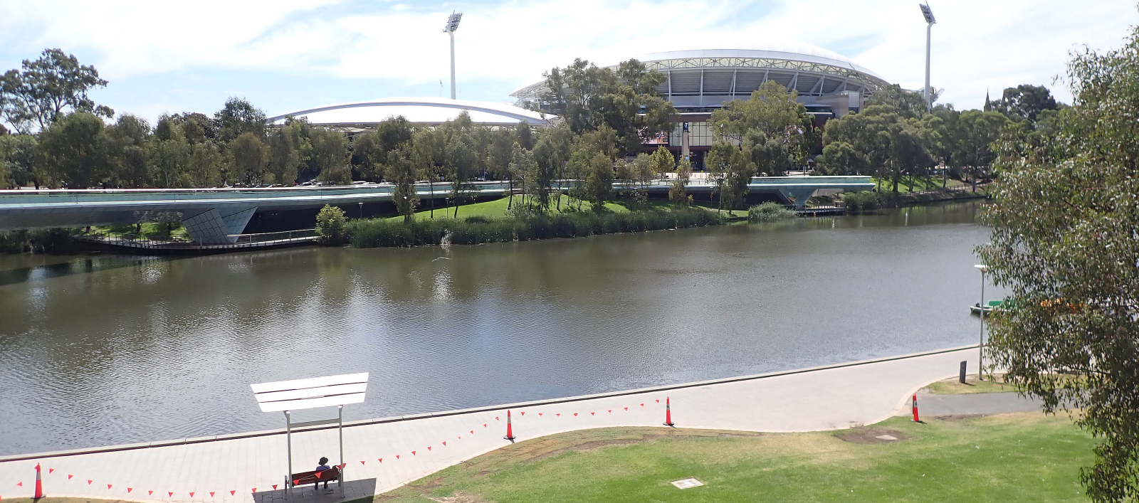 Adelaide…Walking the Torrens River – FOGTRAVEL